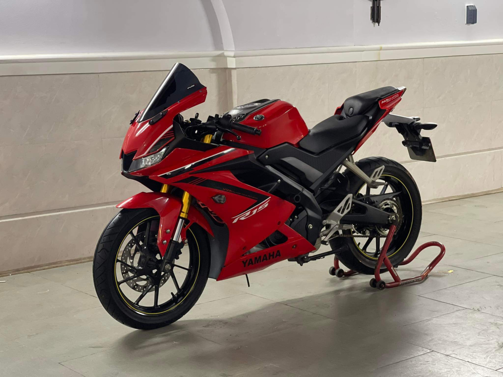 YAMAHA R15V3 Cavet Đỏ Đen